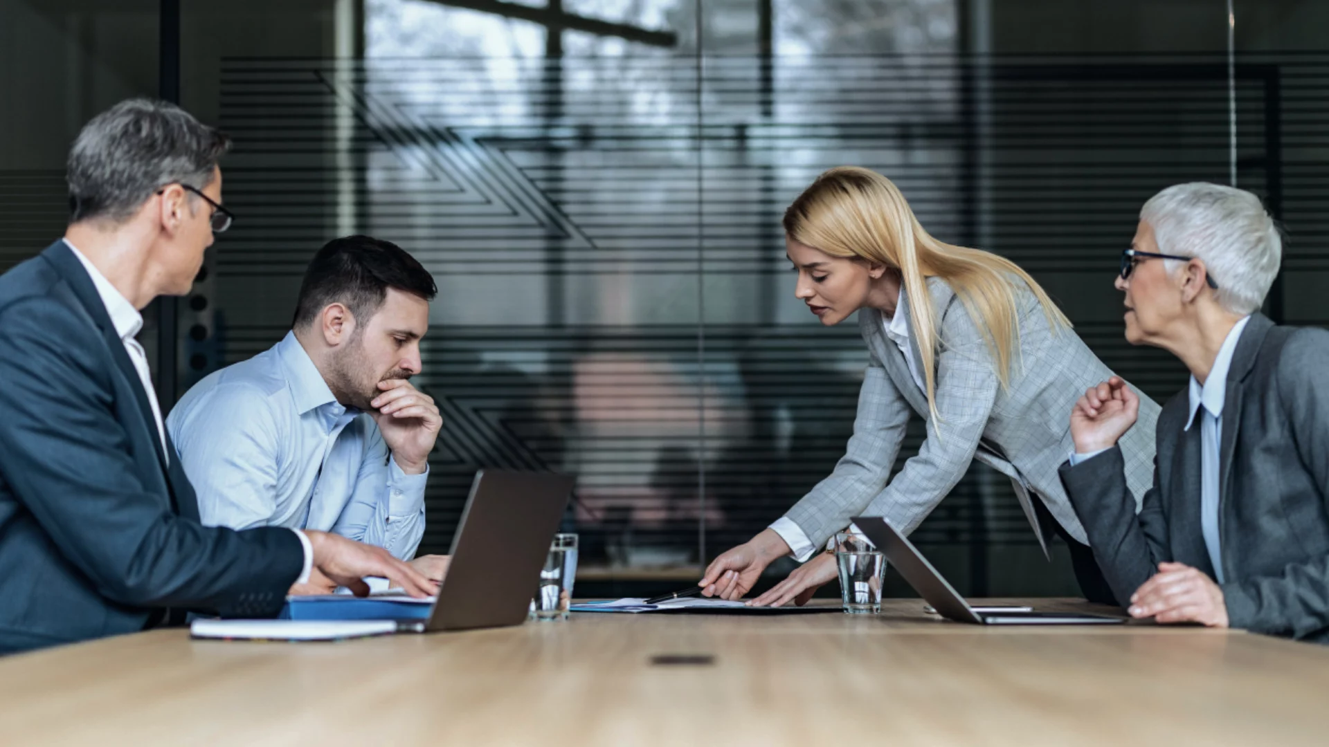 Structured TCO Estimation for Clear-Sighted Decisions